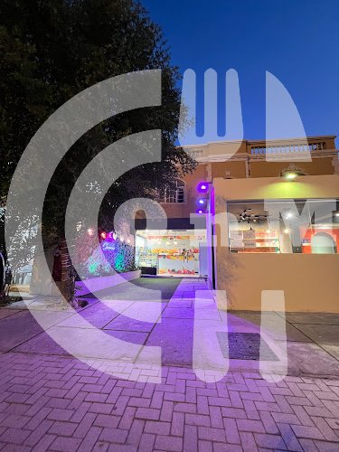 Creams cafe - Offer n Menu